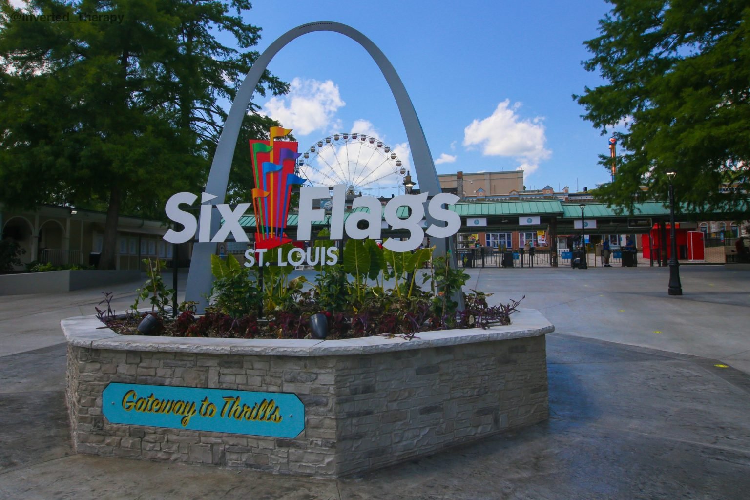 The Complete Six Flags St. Louis History: 50 Years of Fun